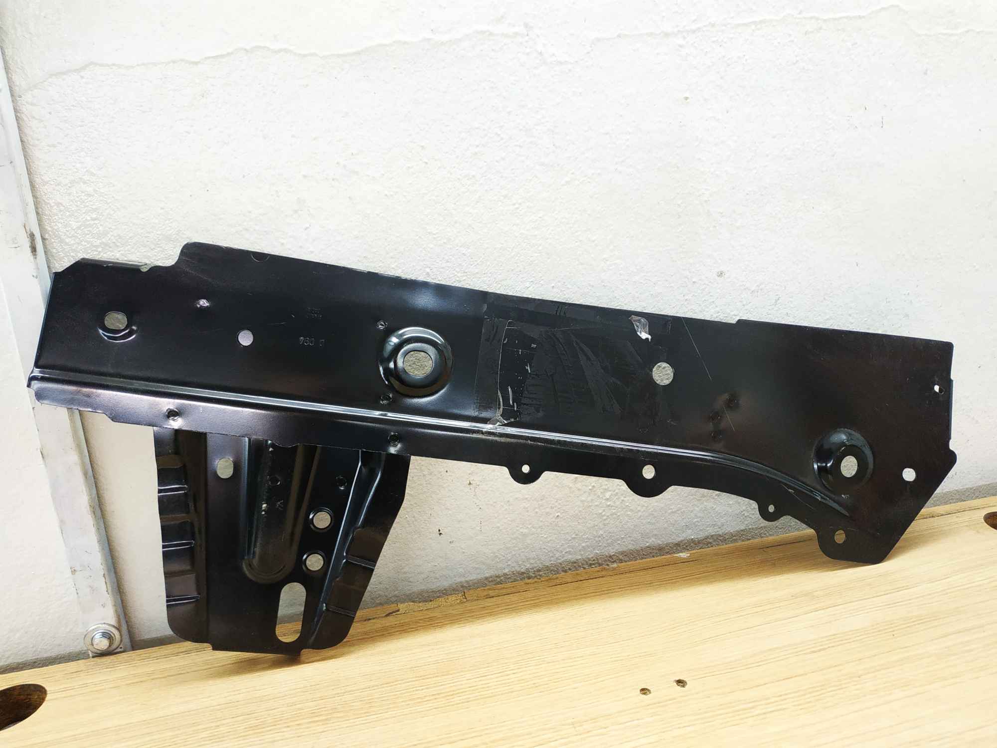 Comprar recambio de Larguero derecho Dacia Logan/Sandero Ref.751326720R ...